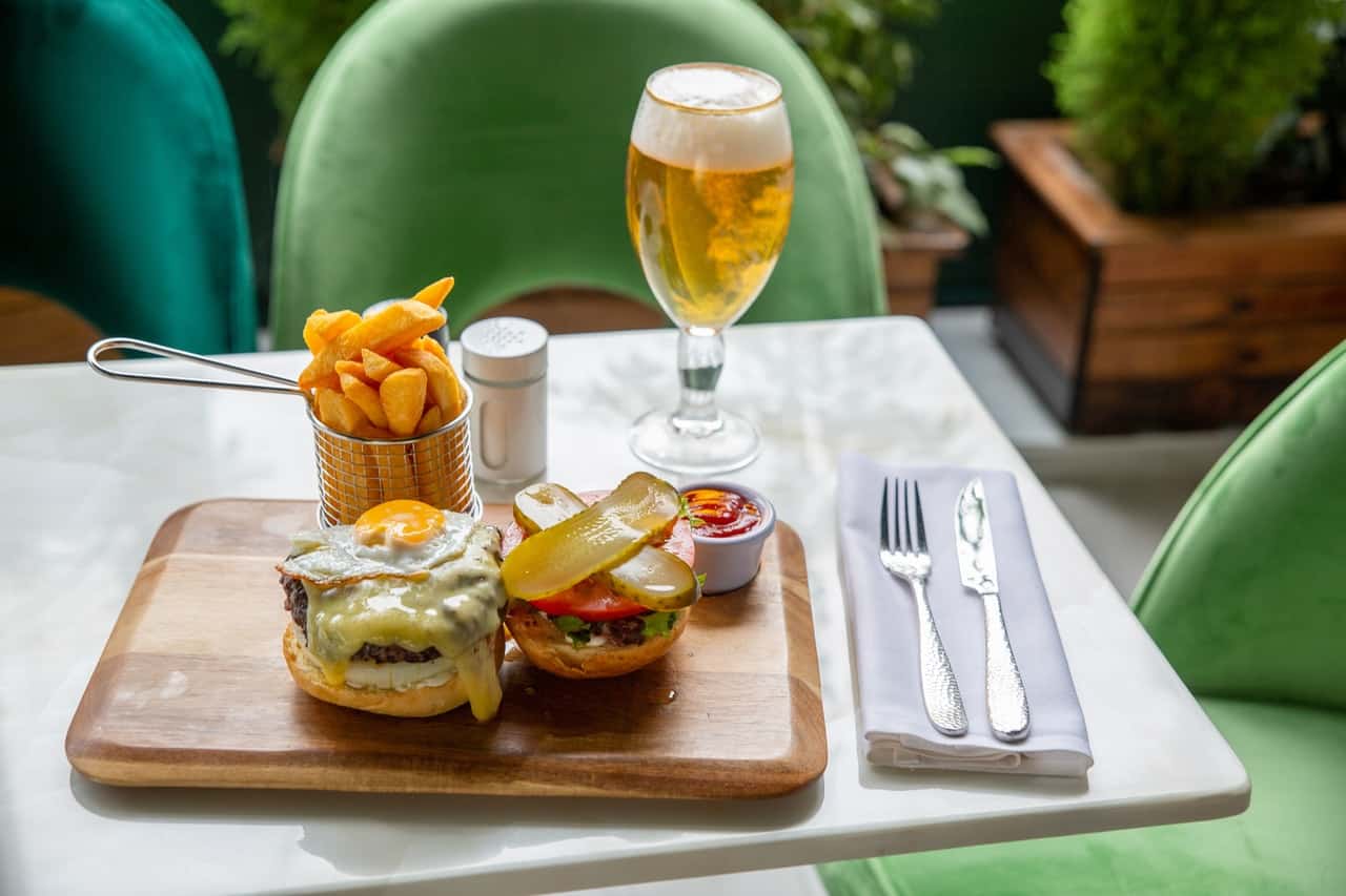 Liverpool outdoor bars and restaurants - Explore Liverpool