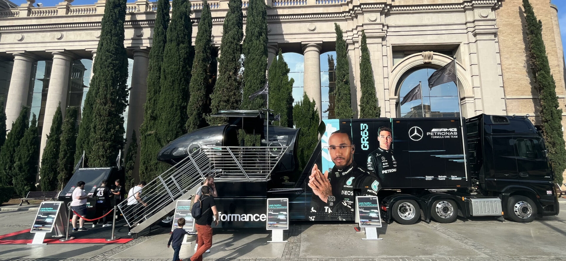 The Ultimate Show to welcome Mercedes F1 Racing Simulator - Explore ...