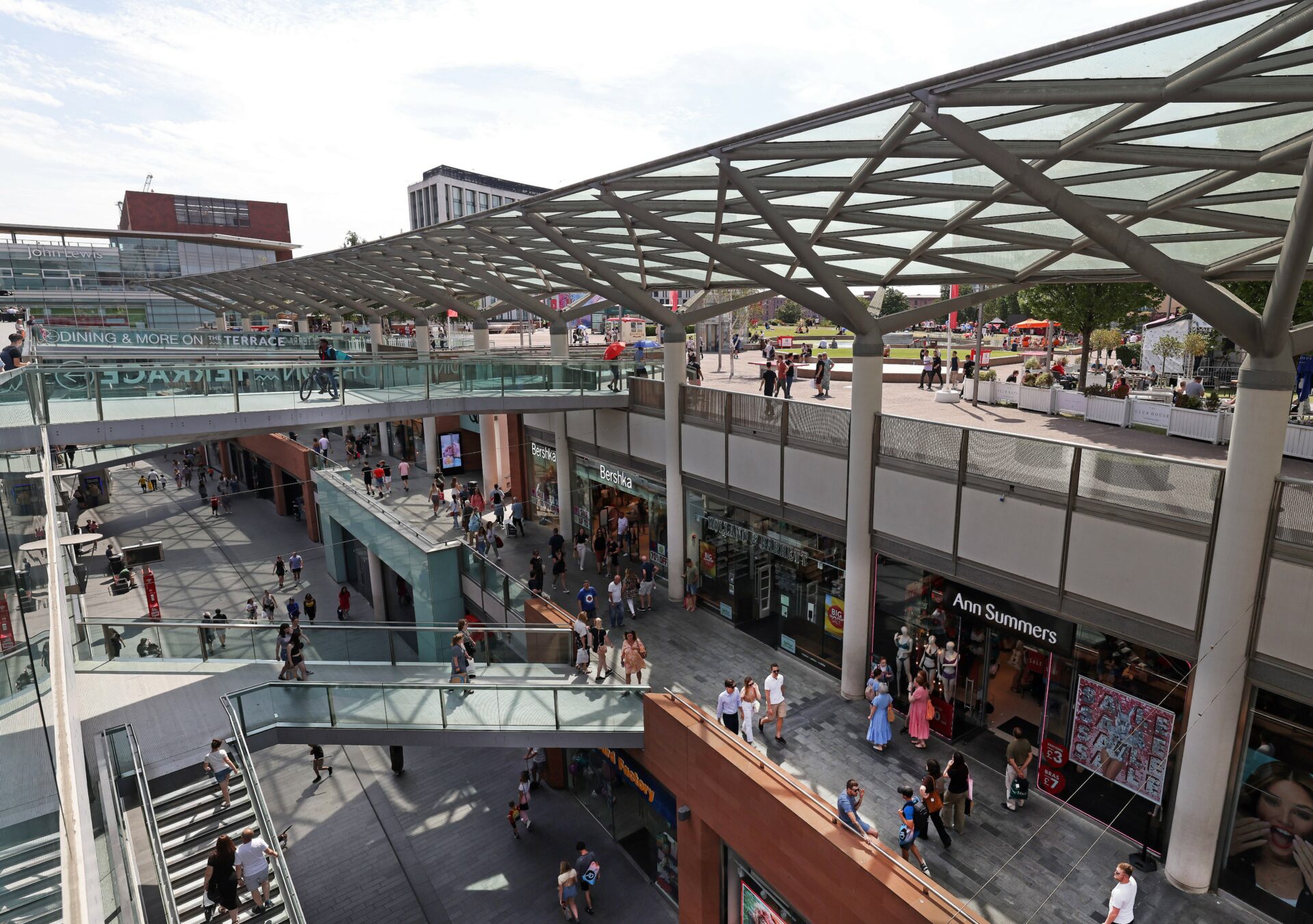 Your guide to Summer at Liverpool ONE - Explore Liverpool